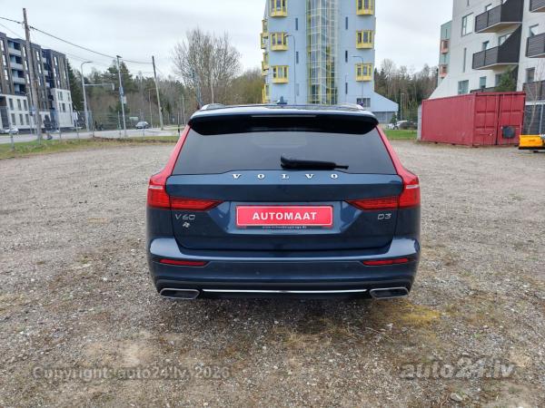 Volvo V60 2021 in Tallinn, with an engine capacity of 2.00 L and mileage of 180 thousand km for 18999 €, photo 4 on AUTOMOTO.COM.LV