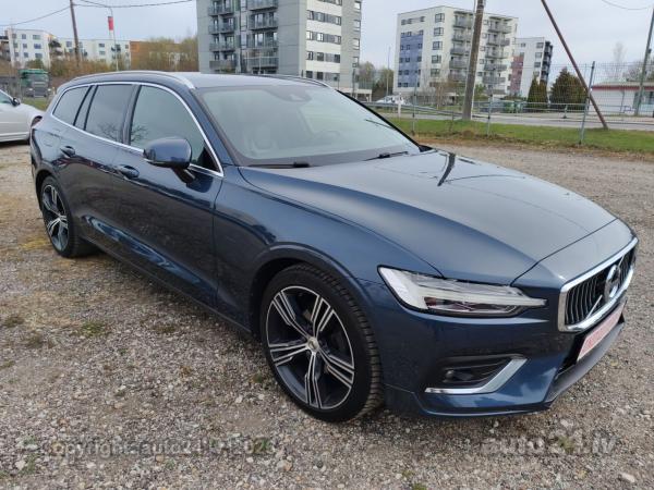 Volvo V60 2021 Tallina, ar dzinēja tilpumu 2.00 L un nobraukumu 180 tūkst. km par 18999 €, foto 8 vietnē AUTOMOTO.COM.LV