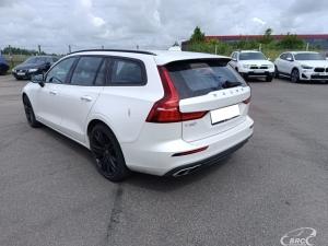 Volvo V60 2021 Viļņa, ar dzinēja tilpumu 1.97 L un nobraukumu 92 tūkst. km par 20900 €, foto 4 vietnē AUTOMOTO.COM.LV