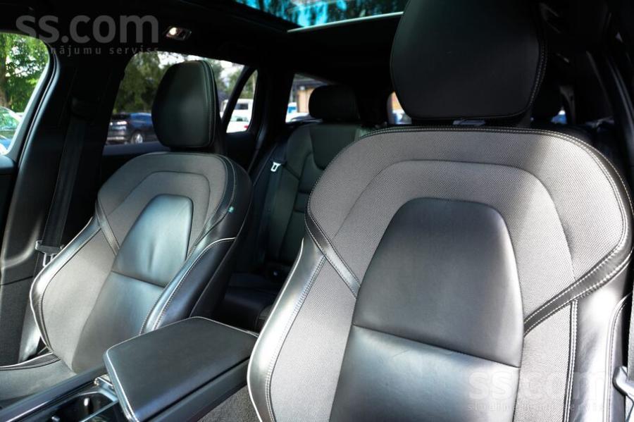 Volvo V60 2021 in Riga, with an engine capacity of 2.00 L and mileage of 245 thousand km for 16890 €, photo 8 on AUTOMOTO.COM.LV