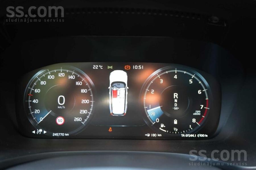 Volvo V60 2021 in Riga, with an engine capacity of 2.00 L and mileage of 245 thousand km for 16890 €, photo 14 on AUTOMOTO.COM.LV