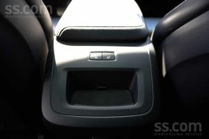 Volvo V60 2021 in Riga, with an engine capacity of 2.00 L and mileage of 245 thousand km for 16890 €, photo 16 on AUTOMOTO.COM.LV