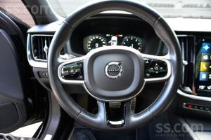 Volvo V60 2021 in Riga, with an engine capacity of 2.00 L and mileage of 245 thousand km for 16890 €, photo 28 on AUTOMOTO.COM.LV