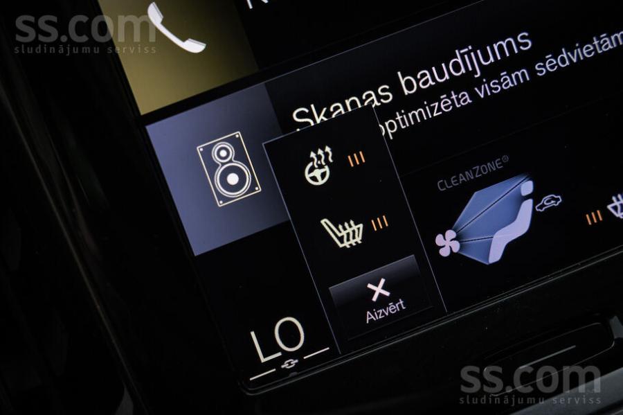 Volvo V60 2021 Jelgava, ar dzinēja tilpumu 2.00 L un nobraukumu 212 tūkst. km par 18800 €, foto 21 vietnē AUTOMOTO.COM.LV
