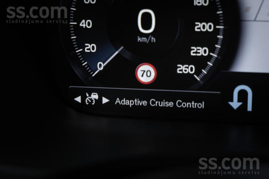 Volvo V60 2021 Jelgava, ar dzinēja tilpumu 2.00 L un nobraukumu 212 tūkst. km par 18800 €, foto 29 vietnē AUTOMOTO.COM.LV