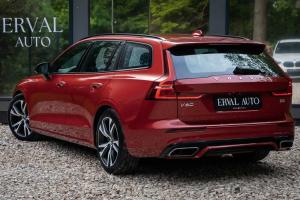 Volvo V60 2021 Jelgava, ar dzinēja tilpumu 2.00 L un nobraukumu 212 tūkst. km par 18800 €, foto 5 vietnē AUTOMOTO.COM.LV