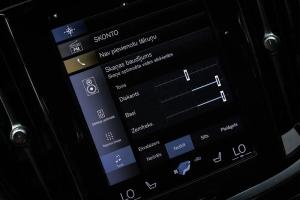 Volvo V60 2021 Jelgava, ar dzinēja tilpumu 2.00 L un nobraukumu 212 tūkst. km par 18800 €, foto 27 vietnē AUTOMOTO.COM.LV