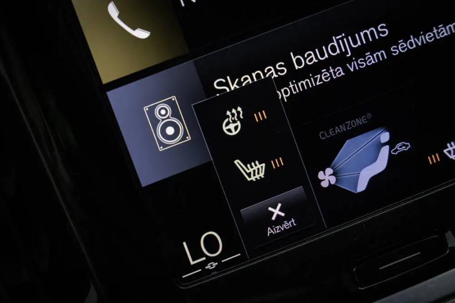 Volvo V60 2021 Jelgava, ar dzinēja tilpumu 2.00 L un nobraukumu 212 tūkst. km par 18800 €, foto 33 vietnē AUTOMOTO.COM.LV