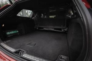 Volvo V60 2021 Jelgava, ar dzinēja tilpumu 2.00 L un nobraukumu 212 tūkst. km par 18800 €, foto 37 vietnē AUTOMOTO.COM.LV