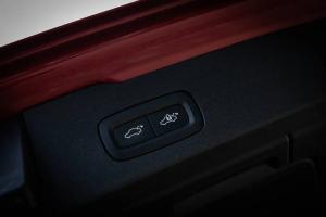 Volvo V60 2021 Jelgava, ar dzinēja tilpumu 2.00 L un nobraukumu 212 tūkst. km par 18800 €, foto 40 vietnē AUTOMOTO.COM.LV