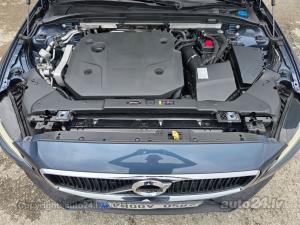 Volvo V60 2021 Tallina, ar dzinēja tilpumu 2.00 L un nobraukumu 109 tūkst. km par 19490 €, foto 25 vietnē AUTOMOTO.COM.LV
