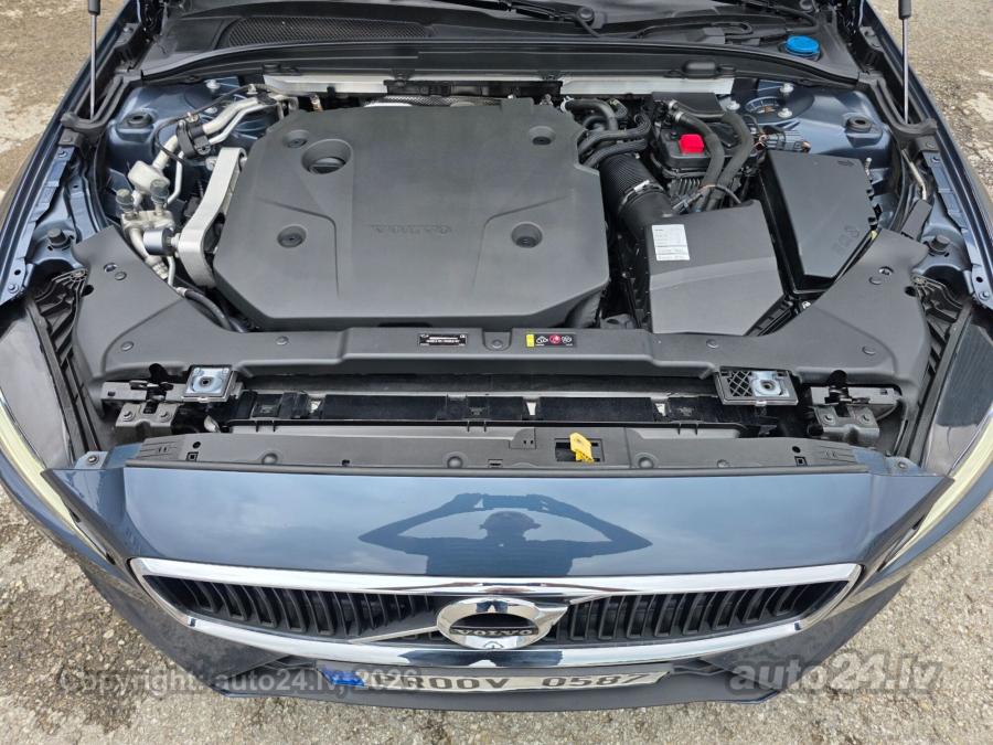 Volvo V60 2021 Tallina, ar dzinēja tilpumu 2.00 L un nobraukumu 109 tūkst. km par 19490 €, foto 25 vietnē AUTOMOTO.COM.LV