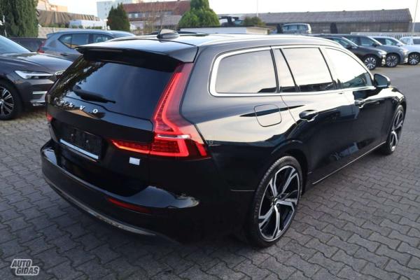 Volvo V60 2022 in Kaunas, with an engine capacity of 2.00 L and mileage of 87 thousand km for 32669 €, photo 7 on AUTOMOTO.COM.LV