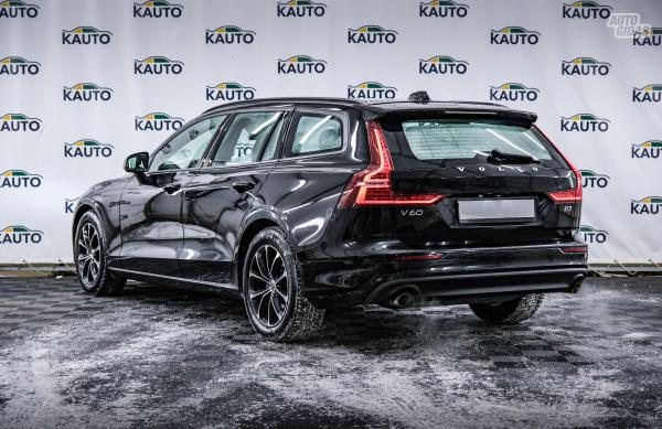 Volvo V60 2022 in Kaunas, with an engine capacity of 2.00 L and mileage of 255 thousand km for 16390 €, photo 4 on AUTOMOTO.COM.LV