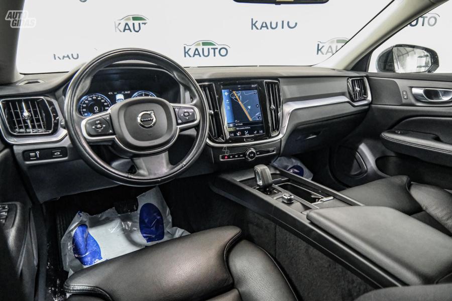 Volvo V60 2022 in Kaunas, with an engine capacity of 2.00 L and mileage of 255 thousand km for 16390 €, photo 7 on AUTOMOTO.COM.LV