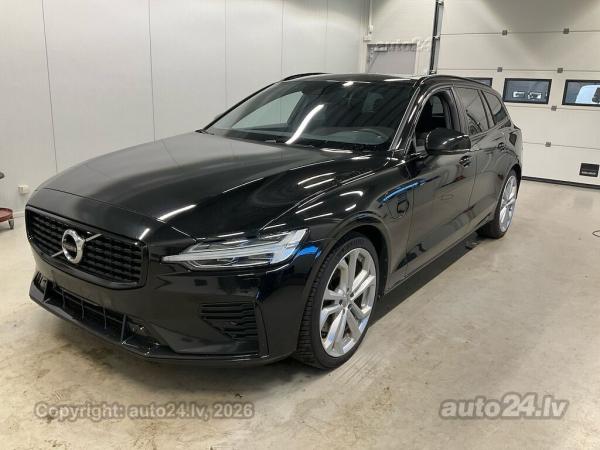 Volvo V60 2022 in Tartu, with an engine capacity of 2.00 L and mileage of 203 thousand km for 20900 €, photo 1 on AUTOMOTO.COM.LV