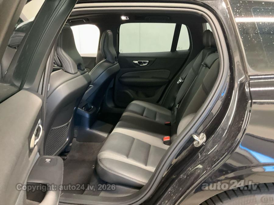 Volvo V60 2022 Tartu, ar dzinēja tilpumu 2.00 L un nobraukumu 203 tūkst. km par 20900 €, foto 11 vietnē AUTOMOTO.COM.LV