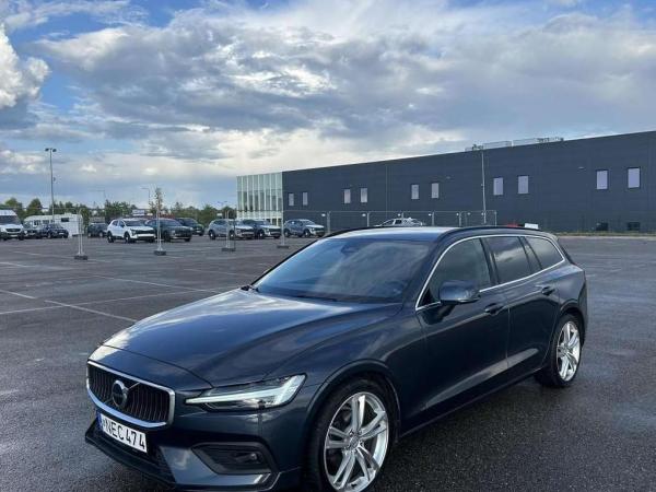 Volvo V60 2022 in Vilnius, with an engine capacity of 1.97 L and mileage of 0 thousand km for 27900 €, photo 1 on AUTOMOTO.COM.LV