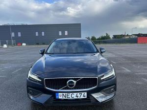 Volvo V60 2022 in Vilnius, with an engine capacity of 1.97 L and mileage of 0 thousand km for 27900 €, photo 4 on AUTOMOTO.COM.LV