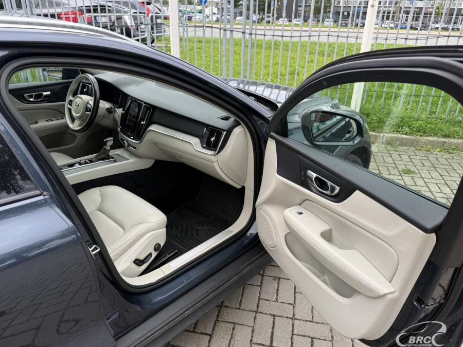 Volvo V60 2022 Klaipėda, ar dzinēja tilpumu 1.97 L un nobraukumu 124 tūkst. km par 21500 €, foto 4 vietnē AUTOMOTO.COM.LV