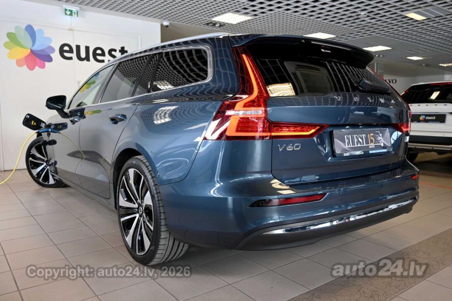Volvo V60 2023 in Tallinn, with an engine capacity of 2.00 L and mileage of 85 thousand km for 34990 €, photo 4 on AUTOMOTO.COM.LV