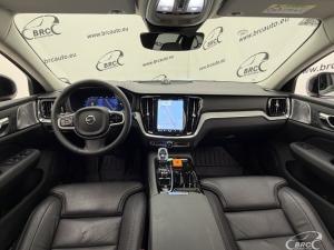 Volvo V60 2025 Viļņa, ar dzinēja tilpumu 1.97 L un nobraukumu 3 tūkst. km par 46900 €, foto 3 vietnē AUTOMOTO.COM.LV