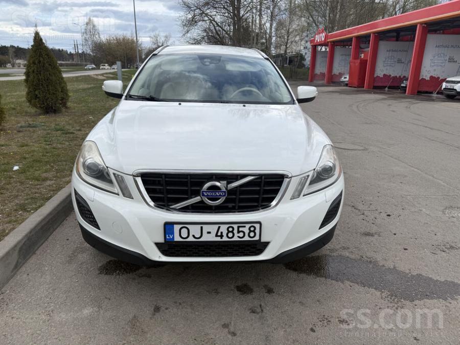 Белый Вольво B60 2012 в Рига, объемом двигателя 2.40 л и пробегом 194 тыс. км за 10900 €, фото 4 на AUTOMOTO.COM.LV
