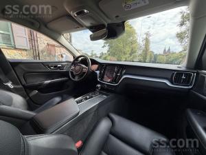 Balts Volvo V60 2019 Rēzekne, ar dzinēja tilpumu 2.00 L un nobraukumu 227 tūkst. km par 19990 €, foto 10 vietnē AUTOMOTO.COM.LV