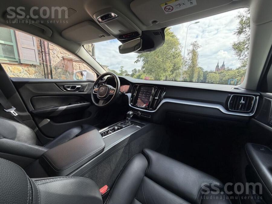 Balts Volvo V60 2019 Rēzekne, ar dzinēja tilpumu 2.00 L un nobraukumu 227 tūkst. km par 19990 €, foto 10 vietnē AUTOMOTO.COM.LV