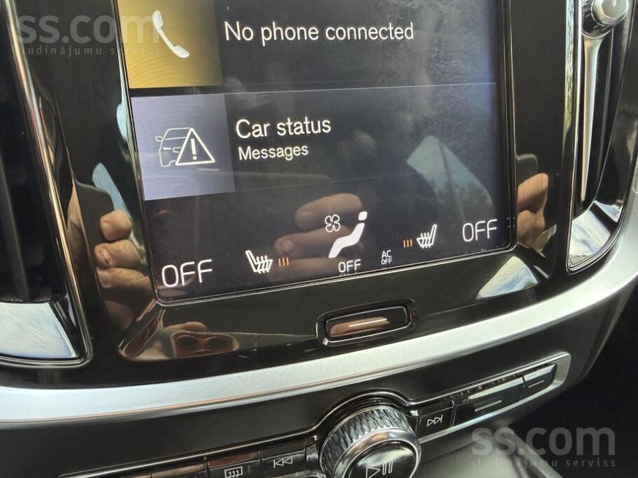 Balts Volvo V60 2019 Rēzekne, ar dzinēja tilpumu 2.00 L un nobraukumu 227 tūkst. km par 19990 €, foto 17 vietnē AUTOMOTO.COM.LV