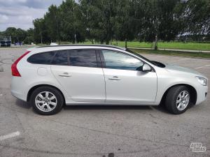 Белый Вольво B60 2012 в Вильнюс, объемом двигателя 1.60 л и пробегом 212 тыс. км за 5300 €, фото 8 на AUTOMOTO.COM.LV