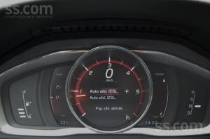 Balts Volvo V60 2015 Rīga, ar dzinēja tilpumu 2.40 L un nobraukumu 0 tūkst. km par 7690 €, foto 19 vietnē AUTOMOTO.COM.LV