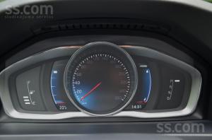 Balts Volvo V60 2015 Rīga, ar dzinēja tilpumu 2.40 L un nobraukumu 0 tūkst. km par 7690 €, foto 20 vietnē AUTOMOTO.COM.LV