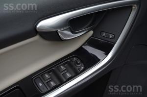 Balts Volvo V60 2015 Rīga, ar dzinēja tilpumu 2.40 L un nobraukumu 0 tūkst. km par 7690 €, foto 29 vietnē AUTOMOTO.COM.LV