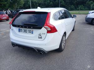 White Volvo V60 2015 in Taurage, with an engine capacity of 2.00 L and mileage of 244 thousand km for 5600 €, photo 3 on AUTOMOTO.COM.LV