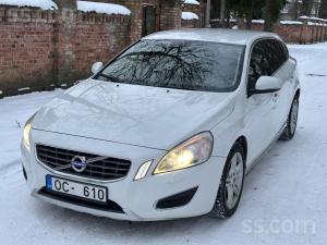 White Volvo V60 2010 in Jelgava, with an engine capacity of 2.40 L and mileage of 0 thousand km for 5350 €, photo  on AUTOMOTO.COM.LV