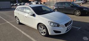Белый Вольво B60 2010 в Каунас, объемом двигателя 2.00 л и пробегом 334 тыс. км за 3800 €, фото 4 на AUTOMOTO.COM.LV