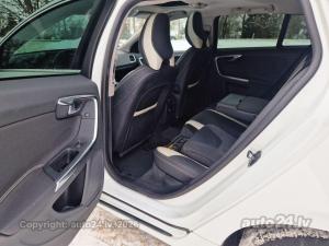 White Volvo V60 2011 in Paide, with an engine capacity of 2.00 L and mileage of 226 thousand km for 7490 €, photo 11 on AUTOMOTO.COM.LV
