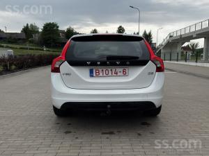 Белый Вольво B60 2011 в Резекне, объемом двигателя 2.00 л и пробегом 254 тыс. км за 5900 €, фото 7 на AUTOMOTO.COM.LV