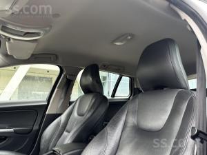 Белый Вольво B60 2011 в Резекне, объемом двигателя 2.00 л и пробегом 254 тыс. км за 5900 €, фото 12 на AUTOMOTO.COM.LV