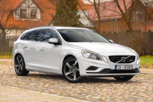 Белый Вольво B60 2011 в Елгава, объемом двигателя 2.00 л и пробегом 320 тыс. км за 7200 €, фото 3 на AUTOMOTO.COM.LV
