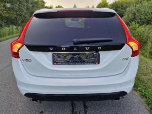 Balts Volvo V60 2011 Viļņa, ar dzinēja tilpumu 2.40 L un nobraukumu 275 tūkst. km par 6800 €, foto 5 vietnē AUTOMOTO.COM.LV