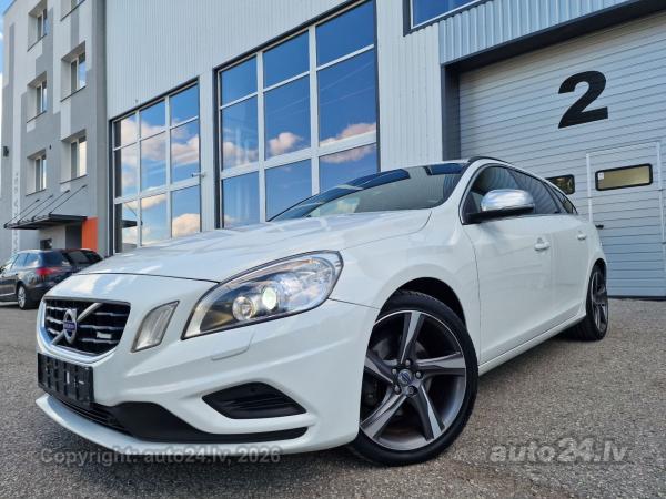 White Volvo V60 2011 in Tartu, with an engine capacity of 1.60 L and mileage of 232 thousand km for 6890 €, photo 2 on AUTOMOTO.COM.LV