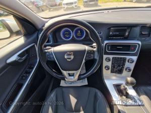 Balts Volvo V60 2011 Tartu, ar dzinēja tilpumu 1.60 L un nobraukumu 232 tūkst. km par 6890 €, foto 17 vietnē AUTOMOTO.COM.LV