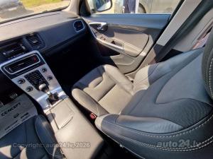 Balts Volvo V60 2011 Tartu, ar dzinēja tilpumu 1.60 L un nobraukumu 232 tūkst. km par 6890 €, foto 23 vietnē AUTOMOTO.COM.LV