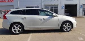 Balts Volvo V60 2011 Jonava, ar dzinēja tilpumu 2.00 L un nobraukumu 305 tūkst. km par 5300 €, foto 8 vietnē AUTOMOTO.COM.LV