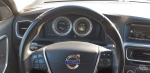 Balts Volvo V60 2011 Jonava, ar dzinēja tilpumu 2.00 L un nobraukumu 305 tūkst. km par 5300 €, foto 24 vietnē AUTOMOTO.COM.LV