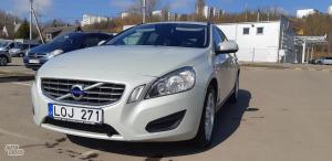 Balts Volvo V60 2011 Jonava, ar dzinēja tilpumu 2.00 L un nobraukumu 305 tūkst. km par 5300 €, foto 3 vietnē AUTOMOTO.COM.LV