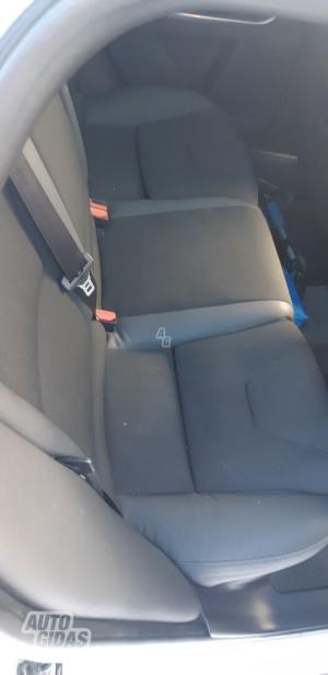 Balts Volvo V60 2011 Jonava, ar dzinēja tilpumu 2.00 L un nobraukumu 305 tūkst. km par 5300 €, foto 18 vietnē AUTOMOTO.COM.LV