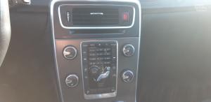 Balts Volvo V60 2011 Jonava, ar dzinēja tilpumu 2.00 L un nobraukumu 305 tūkst. km par 5300 €, foto 26 vietnē AUTOMOTO.COM.LV